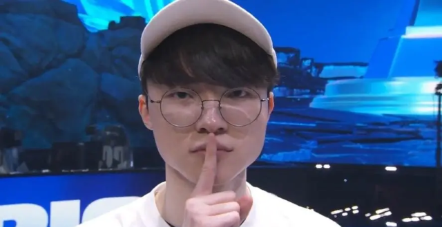 艰难，LPL战队在世界赛对阵T1仅S7的RNG打满五局_腾讯新闻