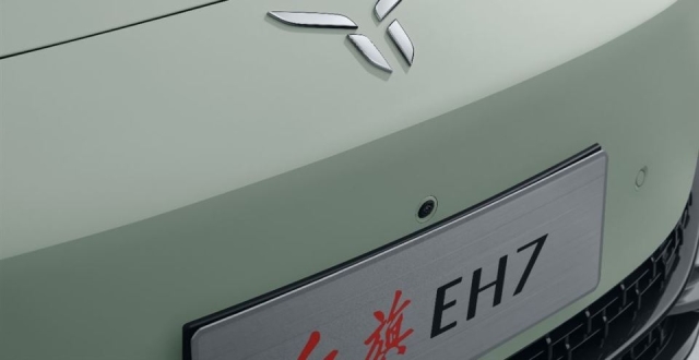 红旗EH7上市，22.98万起售压力给到小米SU7？_腾讯新闻