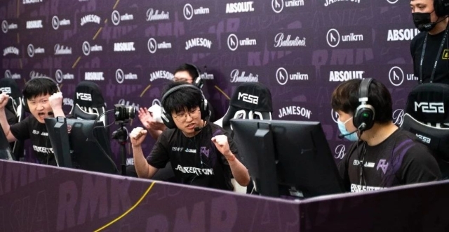 5E对战平台亚洲杯：5yclone、TheMongolz晋级淘汰赛！_腾讯新闻