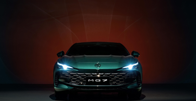 搭2.0T＋9AT＋E-LSD，名爵MG7售价11.98万起_腾讯新闻