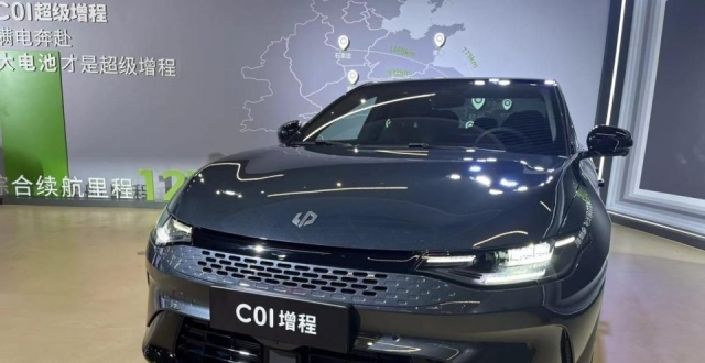零跑C01增程版售14.58万起，大电池加持，纯电续航316km!_腾讯新闻