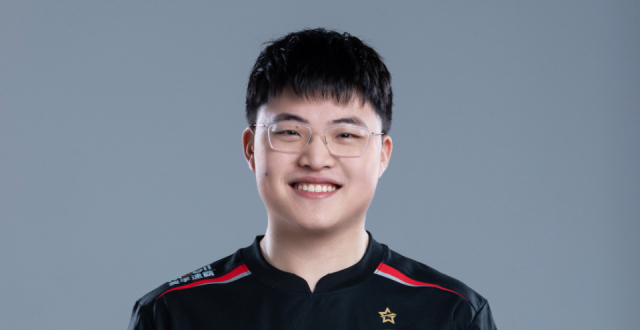 Uzi首发登场！EDG迎战IG：IG首发打野悲伤，野区大战jiejie_腾讯新闻