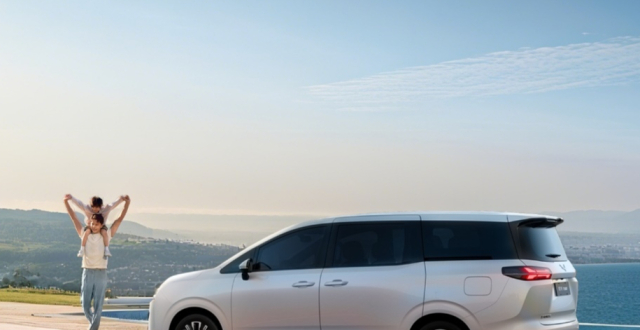 五菱全新MPV星光730 正式曝光_腾讯新闻