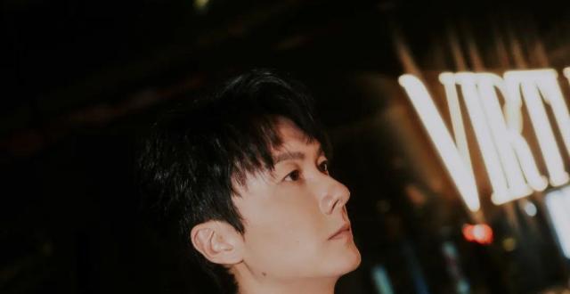 王浩信｜亮相「HKFDA年度大秀」_腾讯新闻