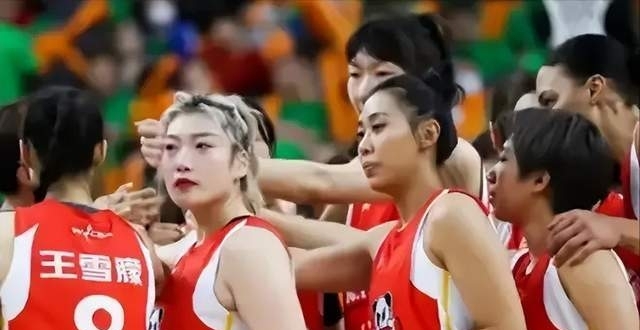 WCBA 总决赛G3 是广东剑指冠军！还是四川绝地反击？_腾讯新闻