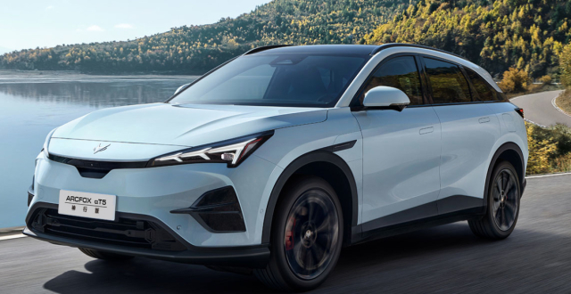 全新大空间SUV，800V+5C快充！续航超600km，12万级起_腾讯新闻