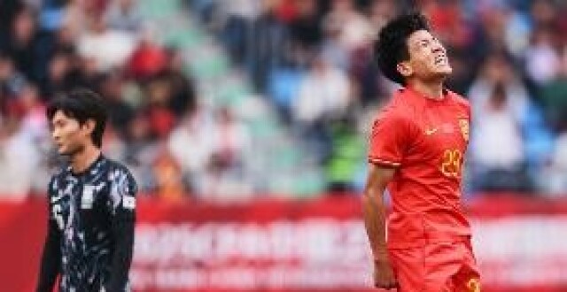 徐彬谈U22国足：U20球员更多走地面，第一次踢比赛有时候对不上点_腾讯新闻