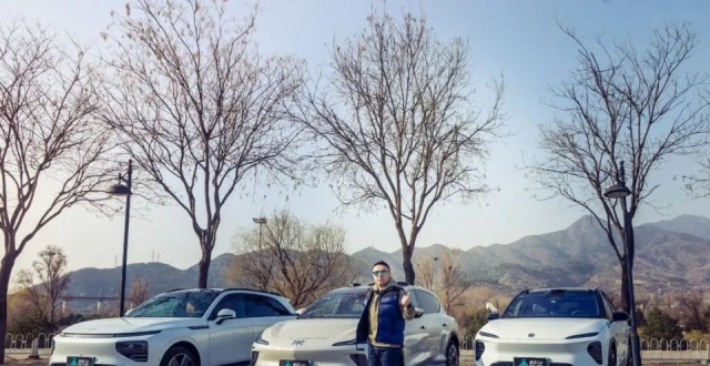 《懂车三剑客》 50万内智己LS7、蔚来ES7、小鹏G9怎么选？_腾讯新闻