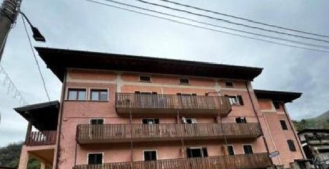 孟加拉国男子侵犯10岁女孩致怀孕，意大利法官却要轻判，惹众怒_腾讯新闻