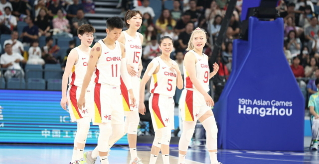 CCTV5+直播中国女篮VS印尼，韩旭+李梦+李月汝等剑指2连胜_腾讯新闻