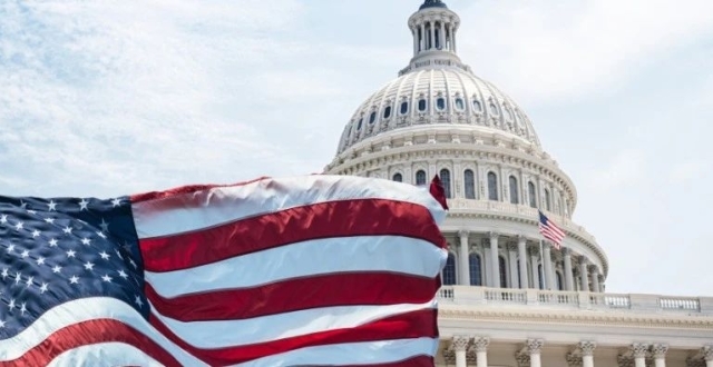 【收藏】2025Fall美本EA/ED/RD阶段申请截止日期速览，快行动！_腾讯新闻