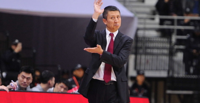 CBA战2场，郭士强率广州男篮PK青岛，CCTV5不转，1平台独播_腾讯新闻