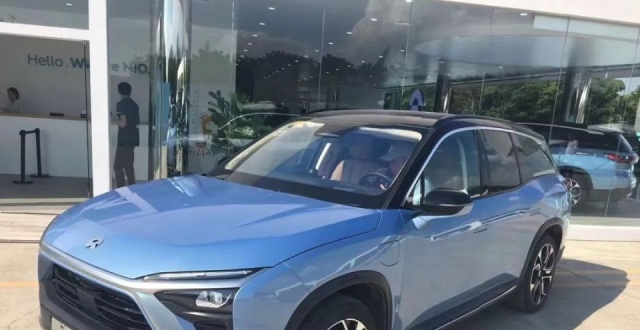 试驾蔚来全新ES8，NT2.0平台的终极旗舰！？_腾讯新闻