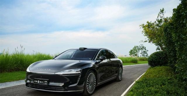 享界S9 VS 奔驰E300L，真有50万你选谁？_腾讯新闻