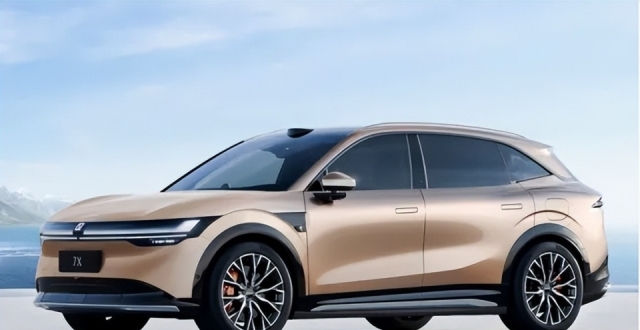 极氪7X下线，全系800V，预售23.99万起_腾讯新闻