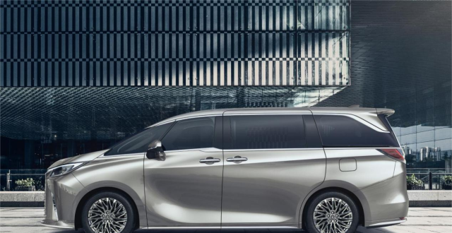 “豪华MPV市场搅局者”沃尔沃EM90来了 雷克萨斯LM还加的动价吗？_腾讯新闻