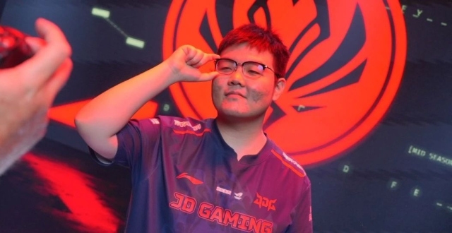 对话JDG 369：让自己涅槃重生 MSI夺冠只是起点_腾讯新闻