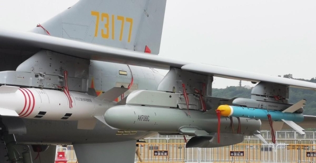 从鹰击-21到装核弹头的KD-20，中国空地导弹体系居然全球最奢华？_腾讯新闻