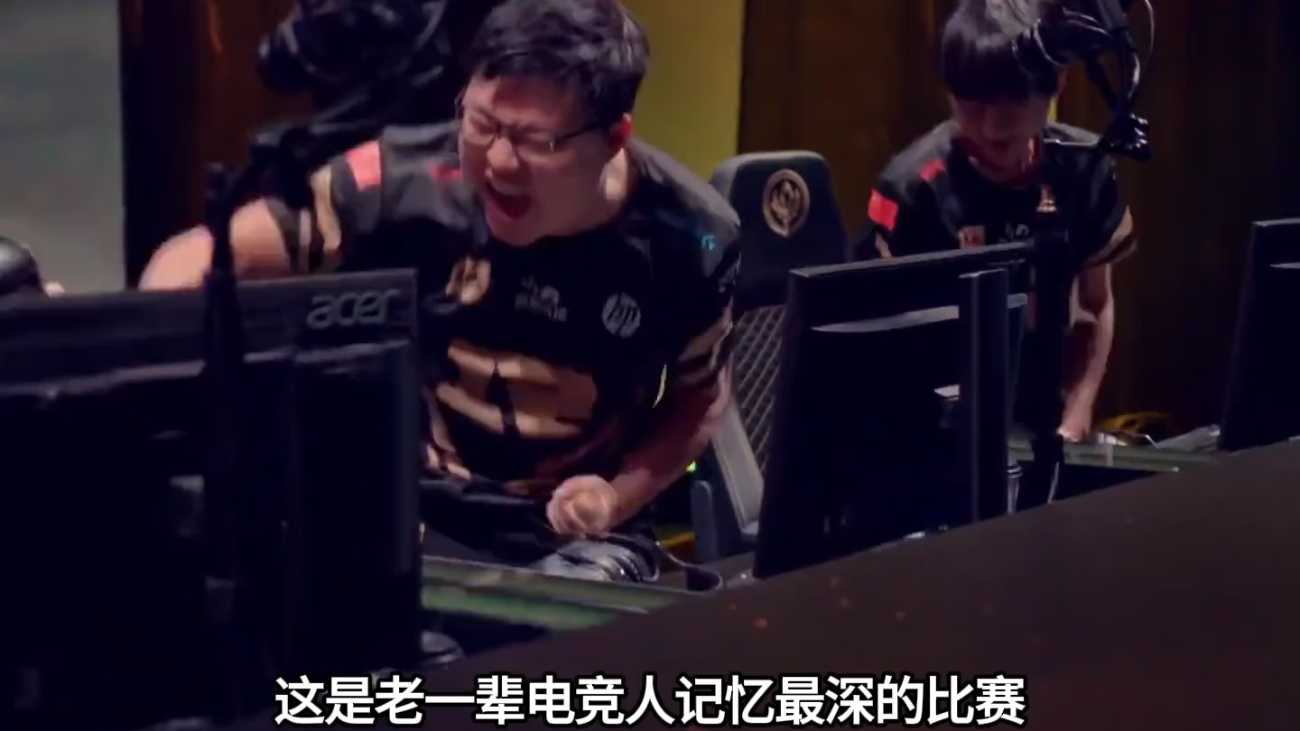 LOL：Uzi左手卡莎右手EZ，将不可一世的KZ打到道心破碎，全华班_腾讯新闻