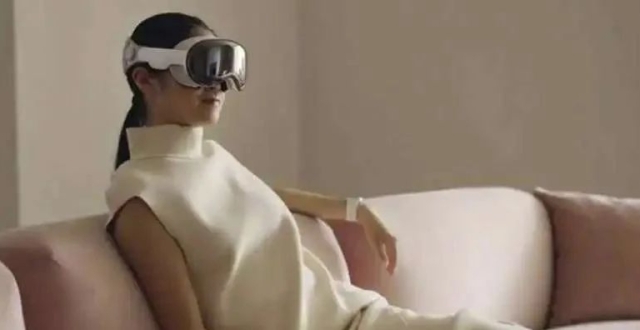 IDC：2023年全球AR/VR头显出货量810万台，同比下降8.3％_腾讯新闻