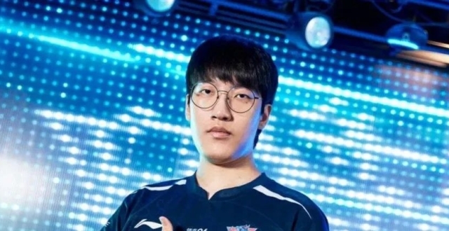 不要ZDZ和Xiaohao？网曝WBG为了世界赛继续买人，顶级上野直接拿下！_腾讯新闻