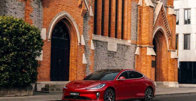 48小时订单突破9000台，全新智己L6预售权益价21.99万元起_腾讯新闻