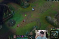 Uzi、Doinb、Ale组排欢乐瞬间，乐哥现在就为明年比赛做准备了？_腾讯新闻