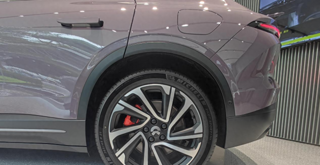 抢先实拍蔚来全新EC6！9月15日上市，主动尾翼+溜背车身太帅_腾讯新闻