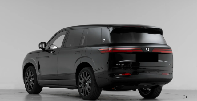 MPV见了都怕，腾势N9携圆规掉头+智能蟹行，还有云辇魔毯悬架入场_腾讯新闻