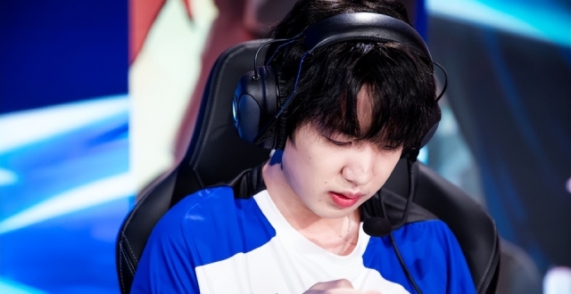 20日KPL：AG、LGD晋级只差一胜，e星换帅首战，能否止住连败？_腾讯新闻