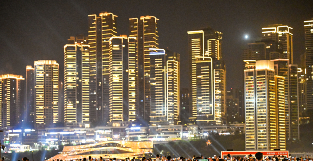 五一假期各地文旅花式“宠粉”，仅靠情绪价值能留住多少游客？_腾讯新闻