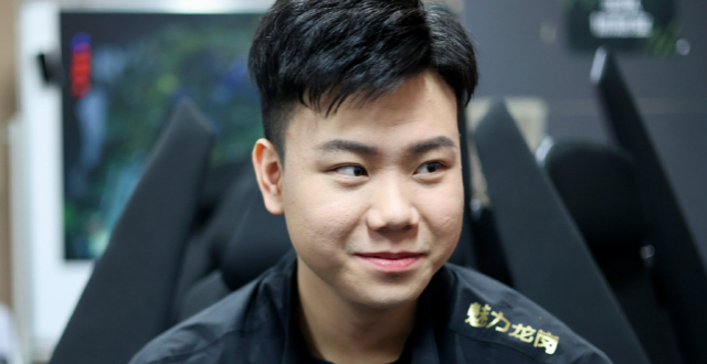 BLG上演惊天翻盘！NIP痛失好局，XLB成为最大赢家？_腾讯新闻