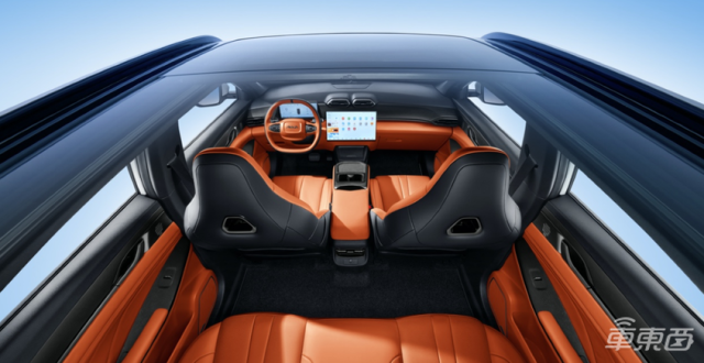 东风风神L7 11万开卖！标配8155芯片，最远能跑518公里_腾讯新闻