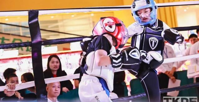 “TKDF”武道格斗大赛跨年盛典圆满结束 搏击英雄共襄盛举_腾讯新闻
