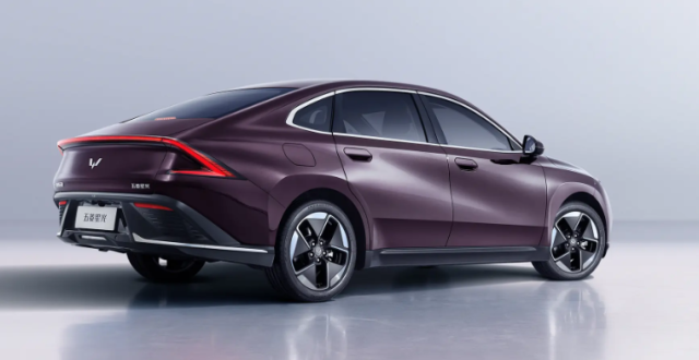 馈电油耗3.98L/100km，起售价仅8.88万，五菱星光PHEV表现如何？_腾讯新闻