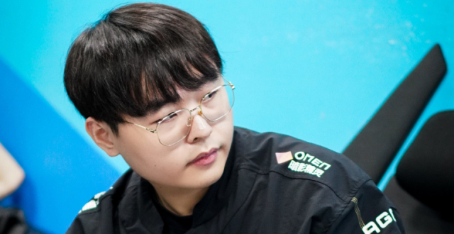 Bin斩三杀！BLG关键局力克RNG，Doinb为教练组出招_腾讯新闻