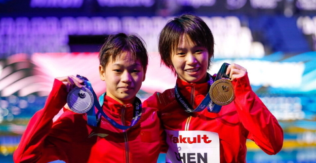 今日！CCTV5直播奥运会跳水全红婵PK陈芋汐+中国女排，5+转国乒_腾讯新闻