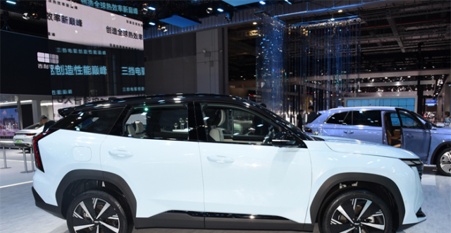 优惠超过3万了？吉利博越L性价比提升，能挽救销量颓势吗_腾讯新闻