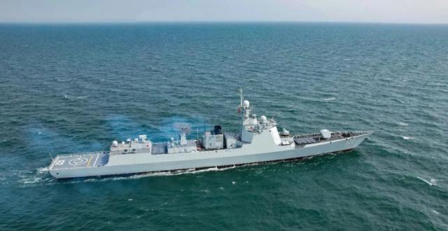 122唐山舰垂发导弹，未来38艘052D的装备规模，非常值得网友关注_腾讯新闻