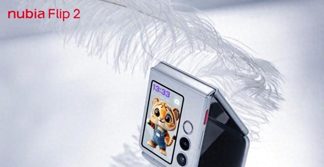 最便宜小折叠屏手机！努比亚Flip2才卖2899元，值得买吗？_腾讯新闻