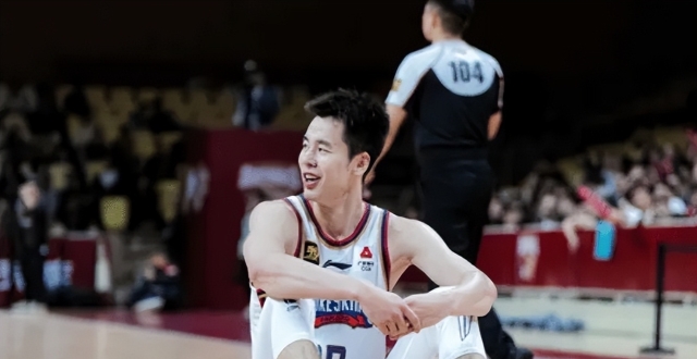南京90-113不敌浙江 球员评价：2人满分，4人及格，6人崩盘_腾讯新闻