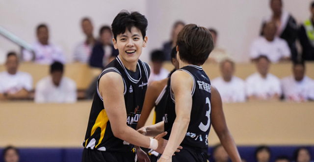 WCBA总决赛：东莞女篮3-1夺冠杨舒予FMVP 四川女篮无缘三连冠_腾讯新闻