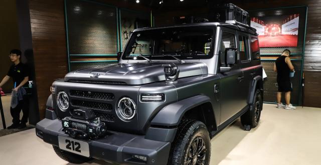 月销冲上四位数，全新212逐渐得到认可，亲民硬派真越野_腾讯新闻