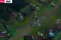 就你让我替补？Uzi骑脸虐杀Doggo卡莎，LPL夏季赛精彩操作_腾讯新闻