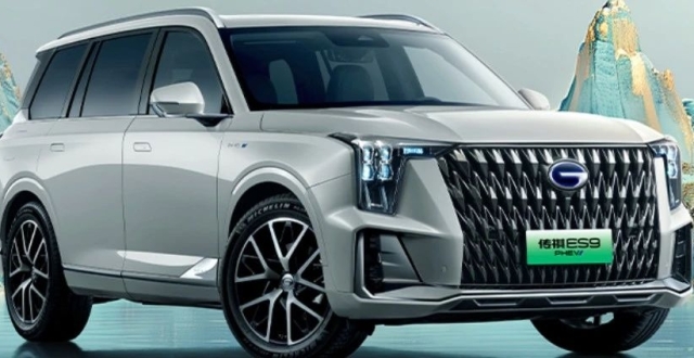 20万级国产大七座，新款唐DM-i和传祺ES9，你选谁？_腾讯新闻