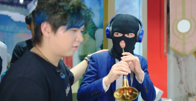 流萤、浑元大闹ChinaJoy现场，一曲唢呐差点把P5X送走！_腾讯新闻