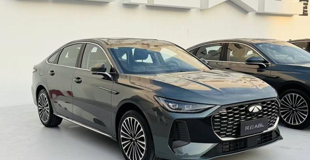 限时优惠价9.99万元起 比秦PLUS DM-i更有性价比 奇瑞风云A8L C-DM正式上市_腾讯新闻