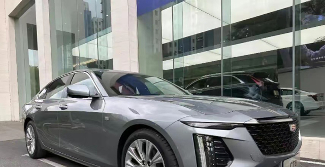 凯迪拉克新CT6配33英寸曲面屏！4S店：5月20日上市_腾讯新闻