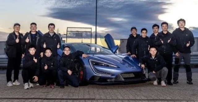 391.94km/h！仰望U9为何要不断冲击中国汽车极速纪录？_腾讯新闻