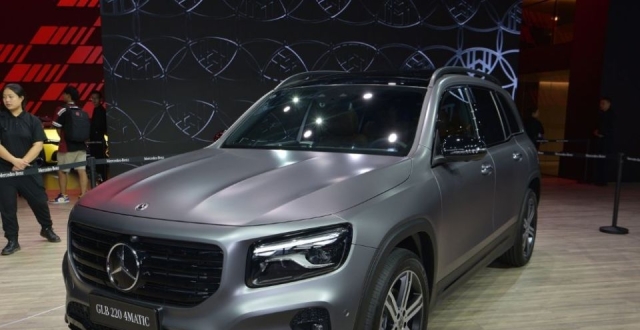 31.19万元起售，新款奔驰GLB购车手册，2.0T更值得选_腾讯新闻